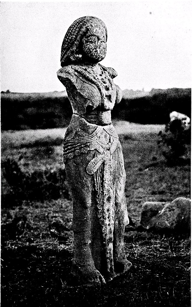 640px-Besnagar_Yakshi • Tech Travel Eat