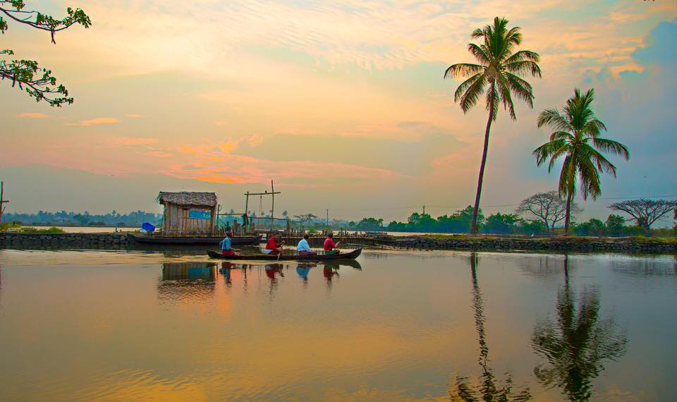 kadamakkudy • Tech Travel Eat