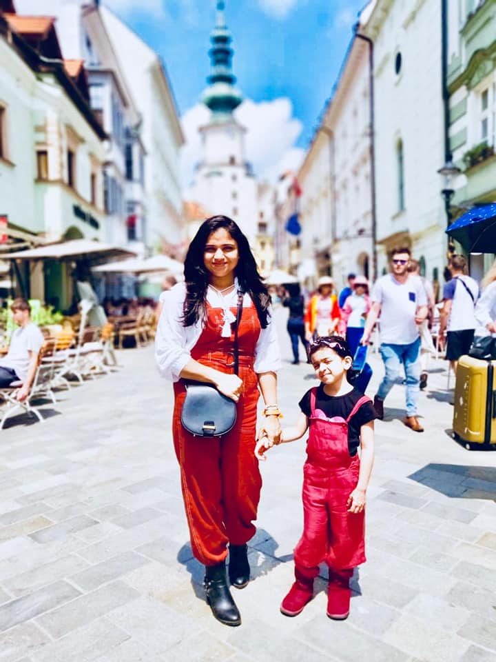 b6 • Tech Travel Eat